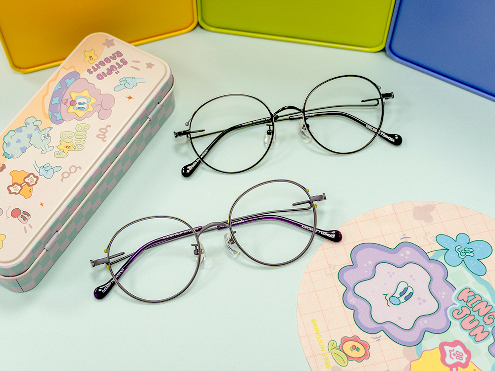 台灣設計師聯名 _KINGJUN系列｜BT的異想世界 圓框眼鏡 ｜亮黑/銀|台灣設計師聯名系列-EYESmart寶島眼鏡